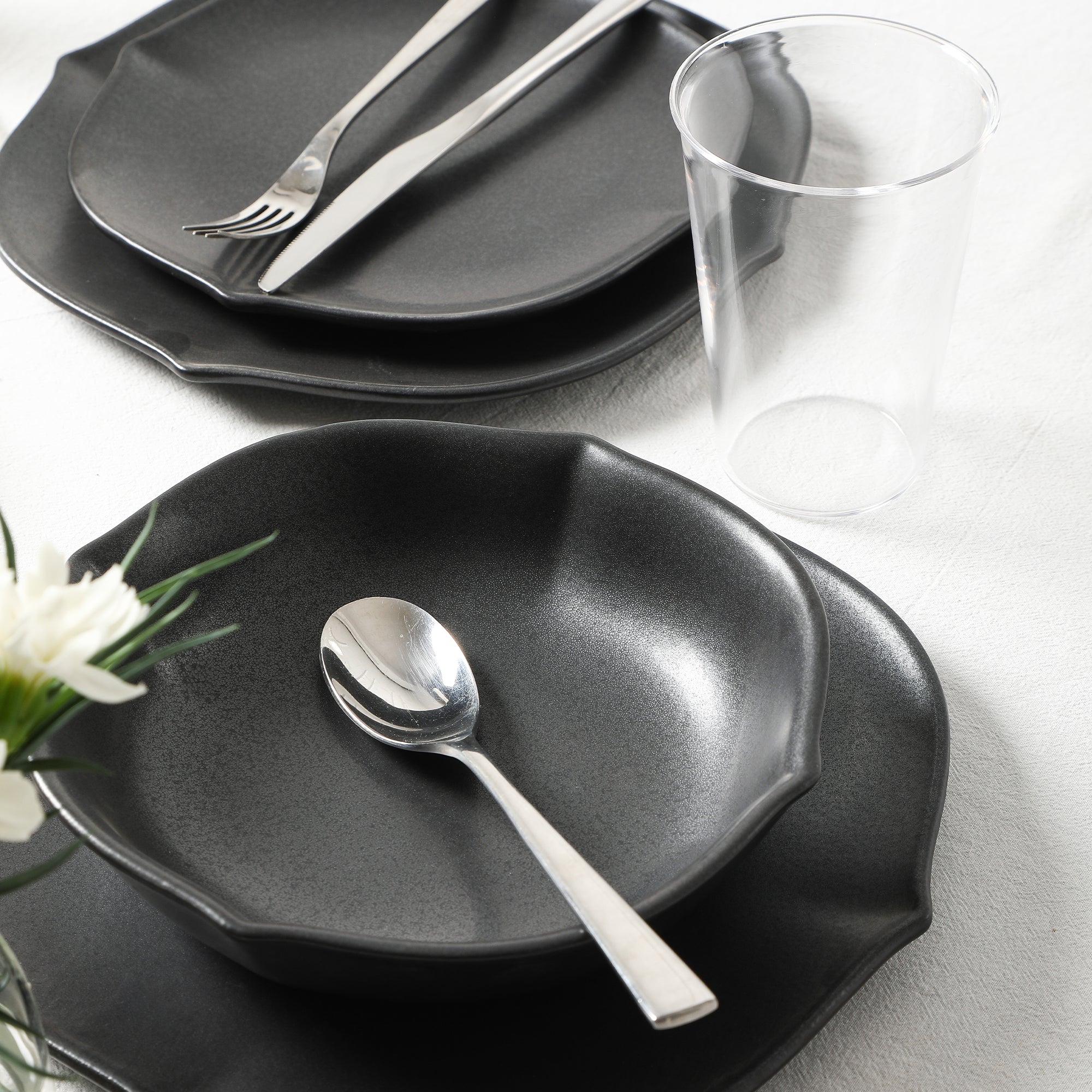 Baskerville Stoneware, Borosilicate Glass Dinnerware Set - Black ...